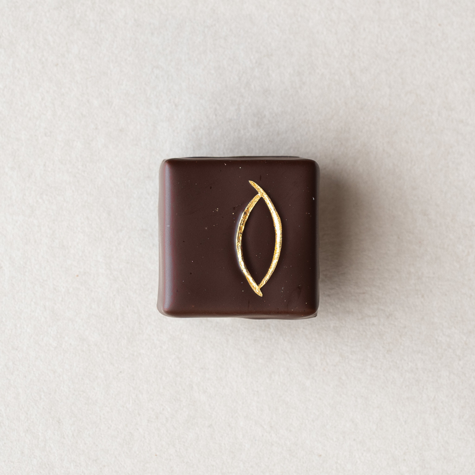 NICO chocolaterie | オフィシャル | 福岡県小郡市のショコラトリー チョコレート専門店 | バレンタイン予約 | HOME